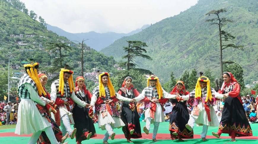 Himachali Folk Dance - Himachal Photo Gallery